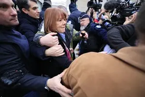 Отец Стивена Хокинга сомневался в успехе сына - новые дневники раскрыли ...